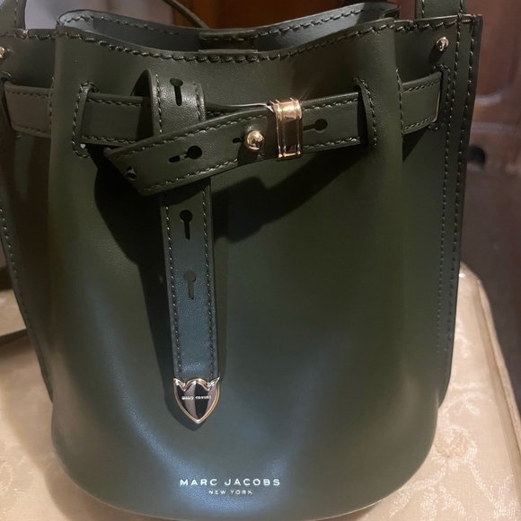 Marc Jacobs | Bags | Marc Jacobs Bucket Bag | Poshmark